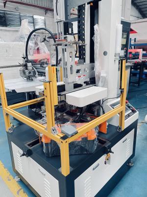 中国 22 PC/分運転される機械電気を形作る自動堅いカートン箱 販売のため