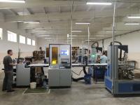 China Visual Positioning Rigid Box Making Machine For Making Gift Box for sale