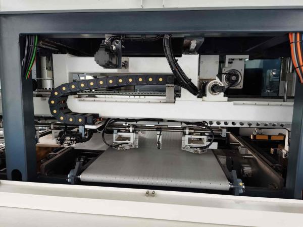 Rigid Gift Cake Box Making Machine L120XW110mm With Dual Box Wrapping System
