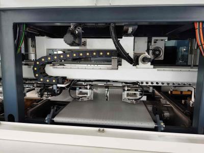 Cina Macchina rigida 45pcs/Min di fabbricazione del contenitore di macchina mobile dell'incartonamento in vendita