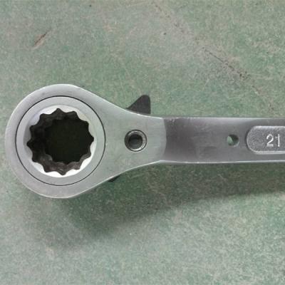 China Auftragnehmer Spanner Twin Podger Bi-hex Steckdose 17/21mm Gerüst Podger Ratchet Spanner Steckdose Schlüssel zu verkaufen