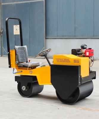 Cina 20KN Forza eccitante 70HZ Frequenza di vibrazione Roller stradale diesel per esigenze di compattazione in vendita
