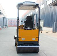 China Hydraulic Vibration Mini Road Roller Compactor for Road Construction for sale