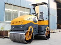 China 425mm Drum Diameter 3T Double Drum Roller Compactor for Soil Compaction for sale