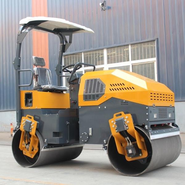 Quality Double Drums Walk Behind Asphalt Road Mini Vibrator Tandem Roller 200L Water Tank for sale