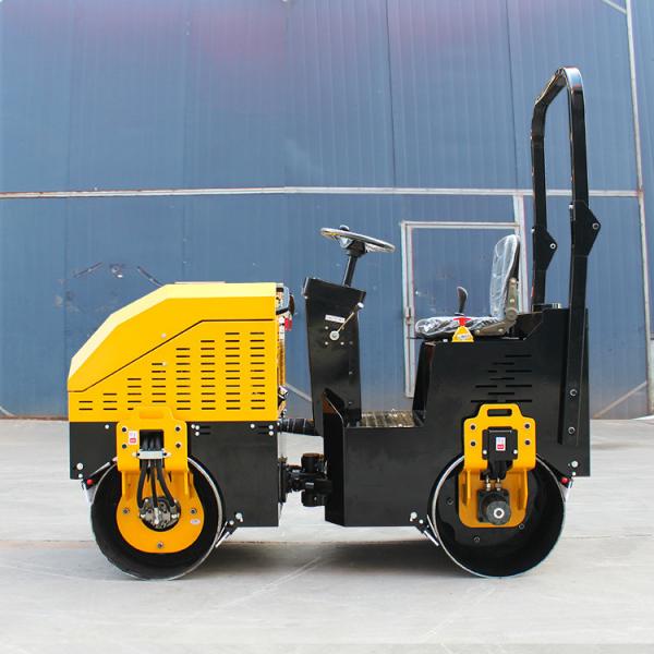 Quality 1 Ton Vibrating Tandem Compactor Ride On Road Roller Mini Asphalt Road Compactor for sale