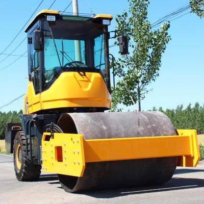 Cina CHANGCHAI Motor Vibratory Roller per la compattazione liscia dell'asfalto sulle strade asfaltate in vendita