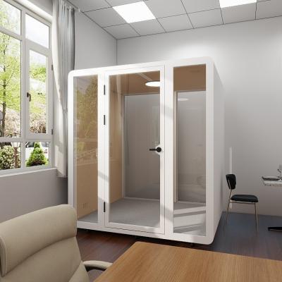 Cina Una cabina telefonica e una cabina telefonica acustica vicino al Sleep Pod con decorazioni elettroniche in vendita