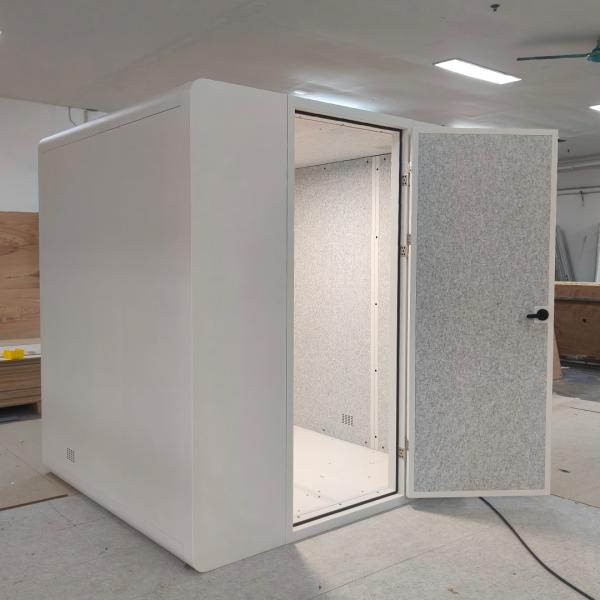 Quality Modular Soundproof Pod with STC35dB Rating and Integrated Ventilation System for Office Meetings for sale