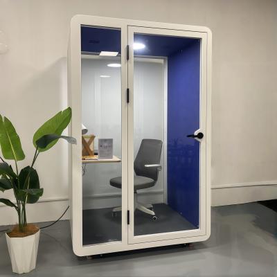 China Modern Soundproof Booth with High Insulation LED Lighting and Built-in Ventilation for Office Pod for sale