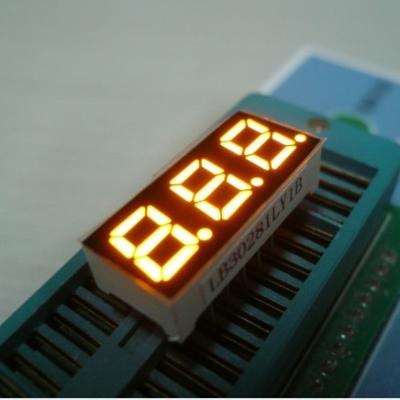 China Mini pantalla LED tridigital de 7 segmentos que multiplexa para el amarillo del indicador en venta