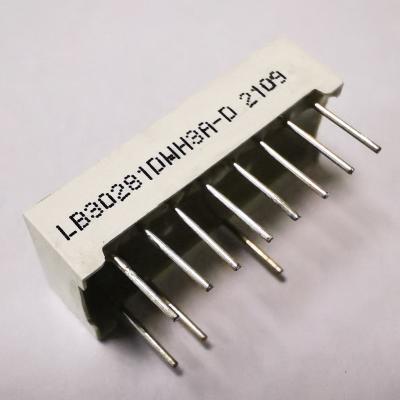 中国 トリプル桁0.28インチ ホワイト 7セグメント LEDディスプレイ 共通カソード 販売のため