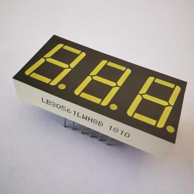 China Ultra Bright White Grey Surface 7 Segment 3digit 14.2mm Common Cathode LED Display para controlador de temperatura à venda