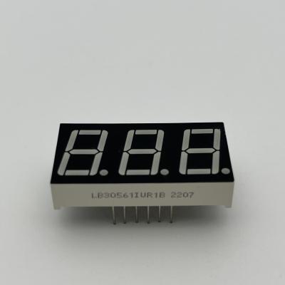 Cina Ultra luminoso superficie rossa Common Caode LED Display 7 Segmento 3 cifre 14,2 mm per il regolatore di temperatura in vendita