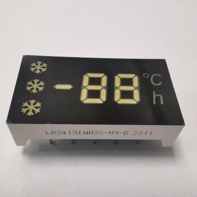 Cina Display LED a 7 segmenti da 0,32 pollici (8,2 mm), bianco ultra luminoso, anodo comune per controlli di frigoriferi ed elettrodomestici in vendita