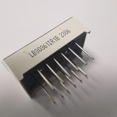 中国 超高輝度赤色0.36インチ（9.2mm）3桁7セグメントコモンアノードLEDディスプレイ（温度/湿度インジケーター用） 販売のため