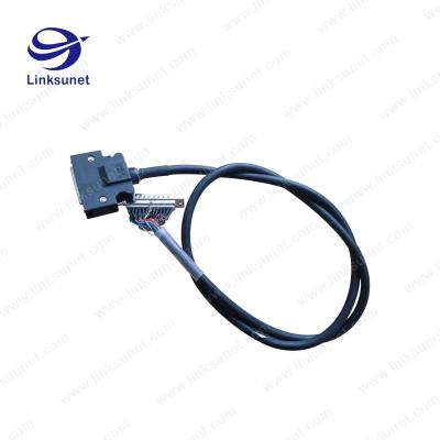 Cina il nero di 3M 10114-3000PC e lega per saldatura 10314 - 52F0 - 008 + assemblea il cablaggio interno a macchina del cavo dell'OEM in vendita