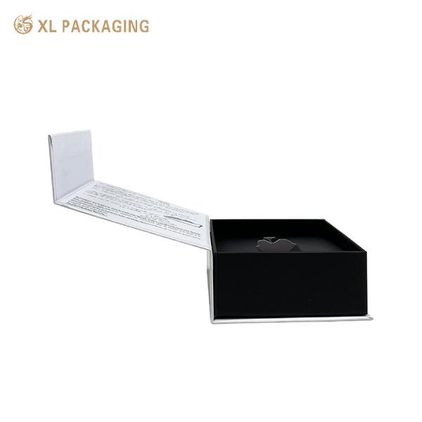 Quality Customizable Eco-Friendly Magnetic Gift Box with Soft Touch Finish for Perfume for sale