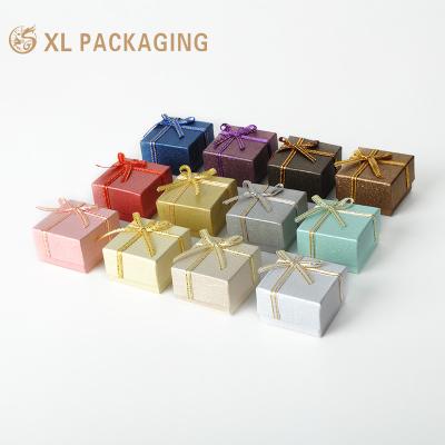 China Luxe Custom Juwelen Doos Karton Juwelen Verpakkingsdoos Custom Zwarte Doos Voor Geschenken Horloges Ringen Oorbellen for sale