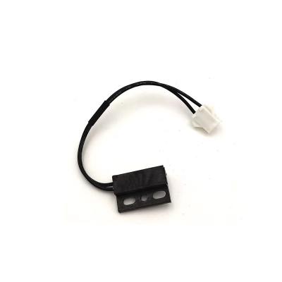 China Zero Pressure Magnetic Float Switch with Durable Copper Material and Magnetic Sensor Design for Water Level Detection for sale