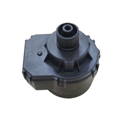 China 3-Way Circulation Booster Pump Motor Water Heater Spare Parts Upward Ports for sale