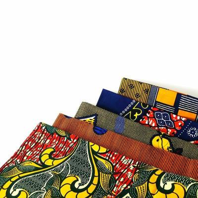 China 135 gsm Echte wasstof Afrikaanse wasdrukken Waterbestendig en voor modieuze kleding Te koop