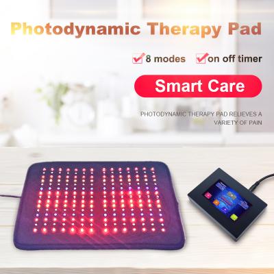 Cina Cuscinetti fotodinamici multifunzionali di terapia della luce di 210pcs LED in vendita