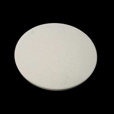 Cina Pietra di pizza refrattaria durevole liscia con spessore da 1,2-1,5 cm personalizzata in vendita