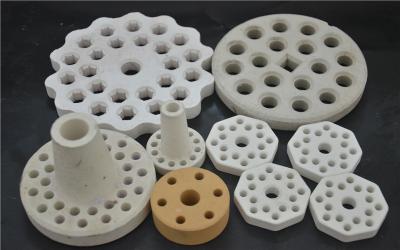 Cina Alto colore di bianco di durezza del disco ceramico poroso refrattario dell'ossido di alluminio in vendita