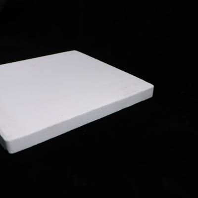 China Placas de empuxagem de mullite de corindo refratário a altas temperaturas para cozimento à venda