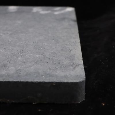 China Loading Softing Temperature T2 Refractory Kiln Furniture with Fe2O3 Content of 0.3% Durable and Long-Lasting for sale