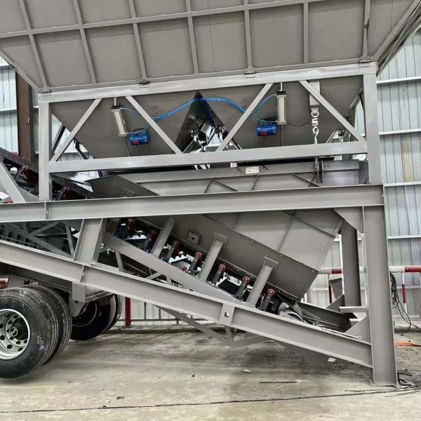 Quality Mini Concrete Batching Plant Universal Mix for sale