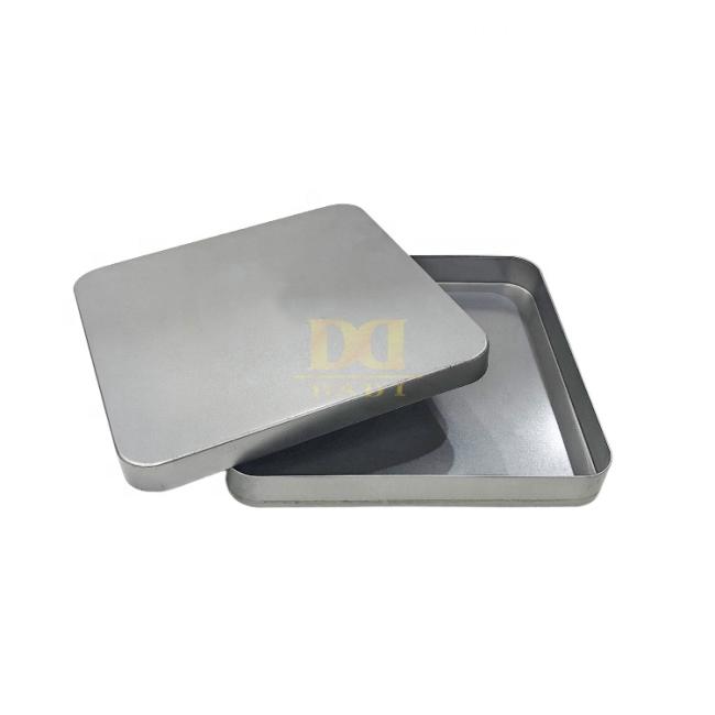 DADI Square Tin Canister with lid open