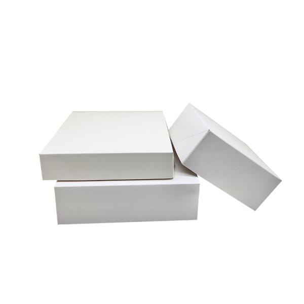 Quality Multifunctional Custom logo Pattern Engagement Gift Packaging Box White square for sale