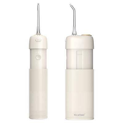 Cina Tipo pulitore elettrico dei denti di C IPX7 Jet Cordless Portable Mini Water Flosser in vendita