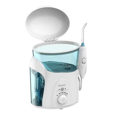 Cina Acqua da tavolino Flosser dentario di uccisione 600ml del germe di luce UV per la famiglia in vendita
