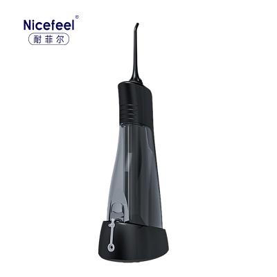 Cina Portatile di carico senza fili Irrigator orale di Flosser dell'acqua di 170ml Nicefeel in vendita