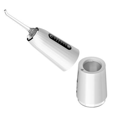 Cina acqua portatile Flosser IPX7 del serbatoio di acqua 300ml con la funzione di DIY in vendita