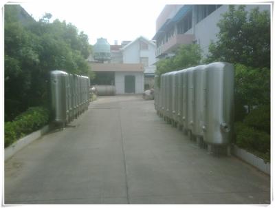 Cina 100 galloni hanno compresso il carro armato del ricevitore di aria dell'acciaio inossidabile per applicazione domestica/industriale in vendita