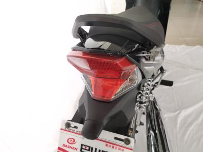 Cina Motocicletta in buone condizioni scooter ciclomotore a benzina da 110cc in vendita