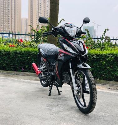 中国 良いデザイン 高品質の安価な輸入工場直線バイク 110cc cubバイク 販売のため