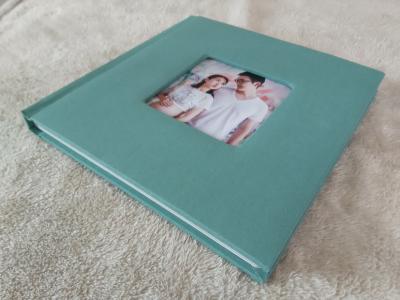China Behandeld de Fotoalbum van moderne 6 x 8 Vakantiejonge geitjes Stof met Venster Te koop