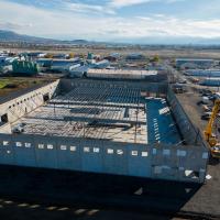 China Quick Install Pre Engineered Steel Workshop Building with Heat Insulation Roof for sale
