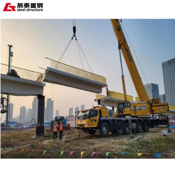 Quality Heavy Steel Truss Bridge Building Long Span Pedestrian Bridge Customized for sale