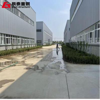 Cina Edificio prefabbricato commerciale con struttura in acciaio, edificio con struttura in acciaio e ampio spazio in vendita