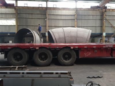 China Welded Joint Type Black Steel Pipe for Hardened Metals Applications for sale