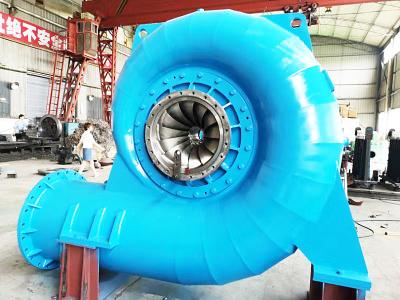 China Generatore di turbina ad acqua senza spazzole interno/esterno personalizzato a 450-1000 RPM Controllo automatico/manuale for sale