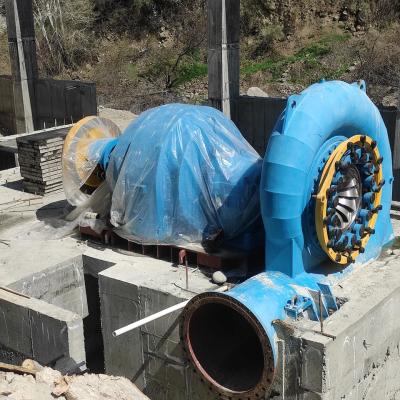 Cina 90-96% di efficienza Generatore idroturbina per l'energia idroelettrica 5m-500m Testa idraulica 450-1000 RPM in vendita