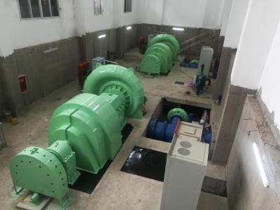 Chine Classe d'isolation F/F Excitation sans balai Francis Générateur de turbine pour la production d'électricité stable à vendre