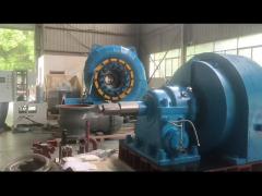 Op grote schaal verkrijgbaar waterturbinegenerator met een efficiëntie van 90-96% voor op maat gemaakte oplossingen